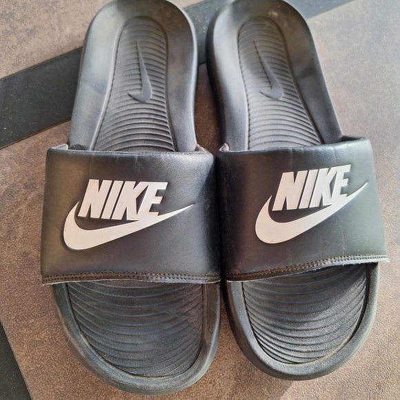Nike | Shoes | Mens Nike Slides Size 1 Sandals | Poshmark